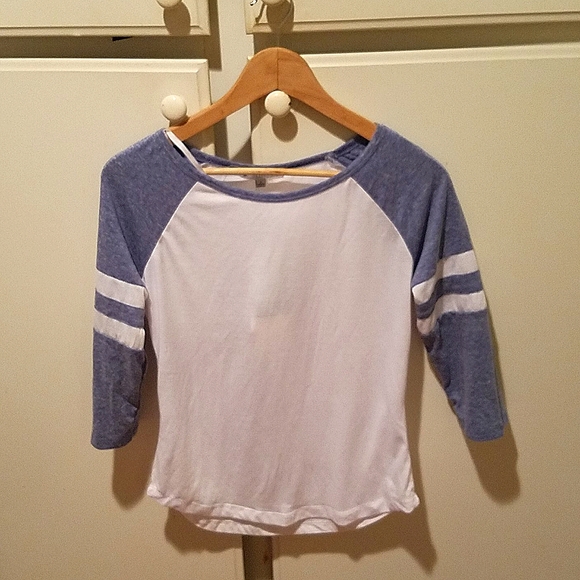 iris | Tops | Iris Basics Baseball Tshirt | Poshmark